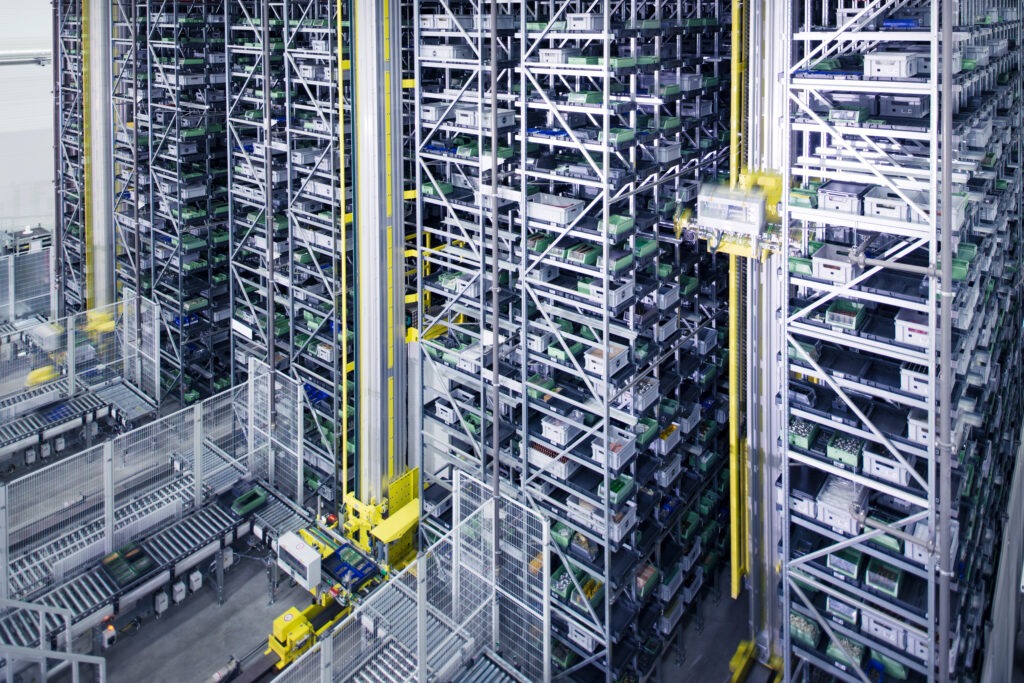 Automated warehouse for CLAAS Tractor SAS in Le Mans, France - psb ...